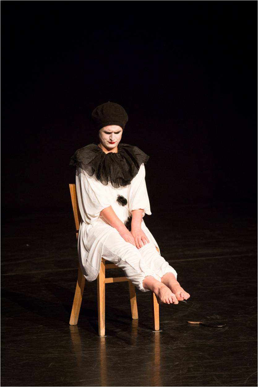 Wild Laughter: a photographic performance | Sidelong Glance